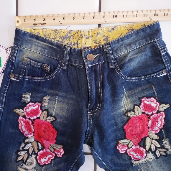 SOSOO | Jeans | Sosoo Roses Embroidered Jeans Mens Nwt | Poshmark